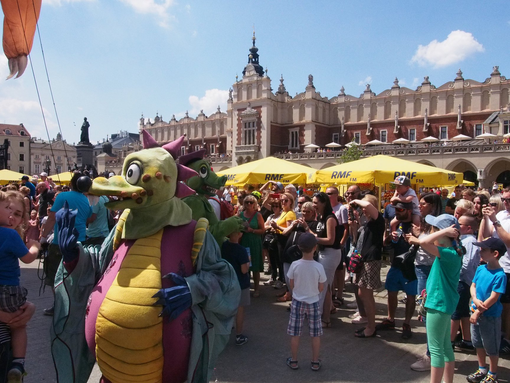 Wielka Parada Smoków na Rynku Głównym 2019 | Kraków w Pigułce